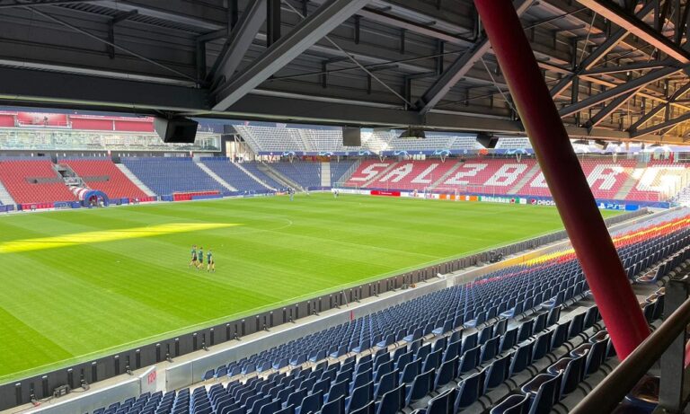 MP VIDEO - Il walkaround del Milan sul prato della Red Bull Arena ...
