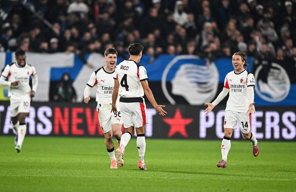 Roma-Milan, le formazioni ufficiali: c'è Saelemaekers, in mediana ...